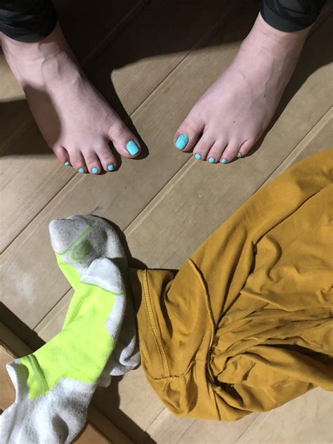 Sweaty Gym Feet Raltfeet