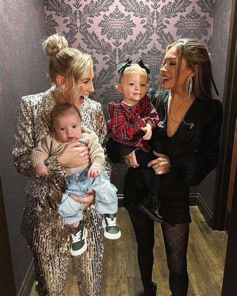 Best 13 Maddie And Taes Maddie Marlow Font Is Pregnant Singer Expecting