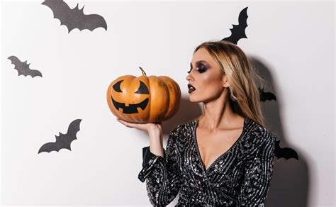 Disfraz De Gatúbela Para Halloween Cómo Crear Este Sexy Look Bien Bonita