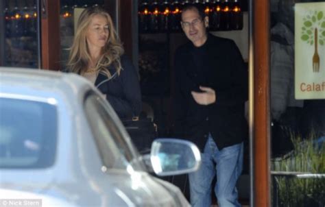 11조 유산 스티브 잡스 부인 전 워싱턴 시장과 염문설