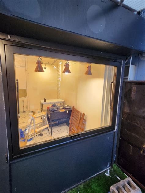 홍대입구 상가 인테리어로 쇼바유압창 들창 제작 시공 네이버 블로그 홍대입구 상가 인테리어로 쇼바유압창 들창 제작 시공 네이버 블로그