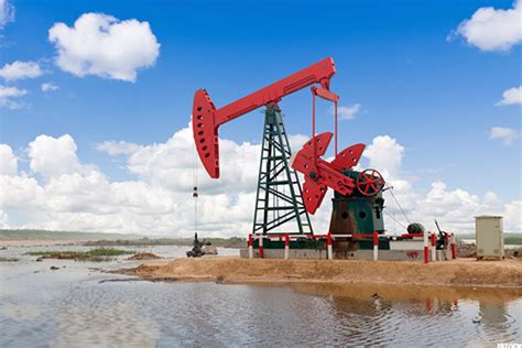 Crude Awakening Do Declining Oil And A Surging Dollar Create The