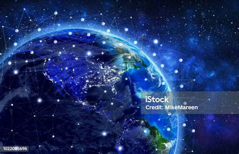 글로벌 네트워크와 데이터 공간3d 렌더링에 행성 지구 교환합니다 Nasa에서 제공 하는이 이미지의 요소 연결에 대한 스톡 사진