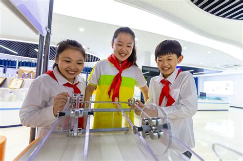 “科普日”里乐享科技魅力（图） 江苏教育新闻网