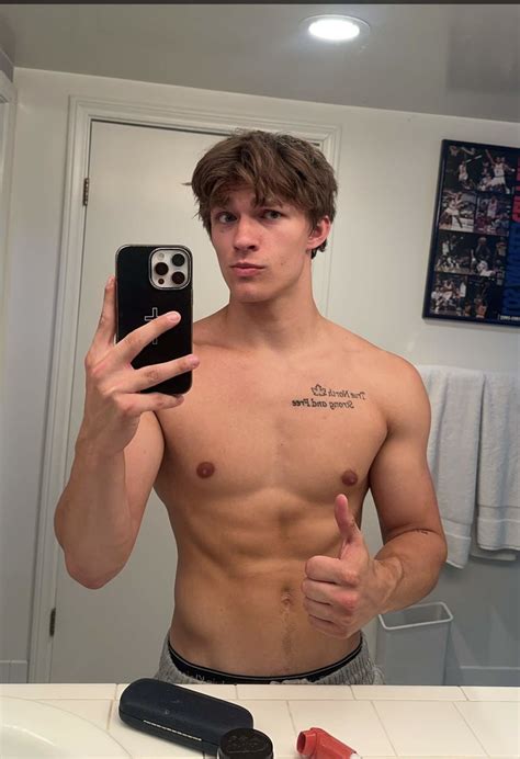 Thestarscomeouttoplay Alex Sampson Shirtless And Barefoot