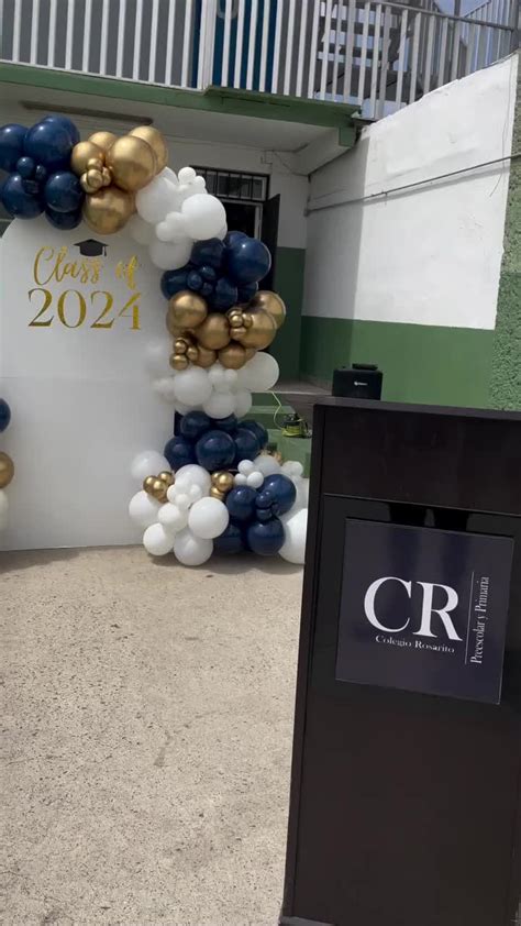 Class Of 202 Balloon Sign