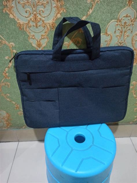 Tas Tenteng Laptop Fesyen Wanita Tas Dompet Di Carousell
