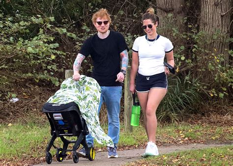 La Salida Familiar De Ed Sheeran Y Los Looks De Eiza Gonzalez Y Olivia Palermo Celebrities En