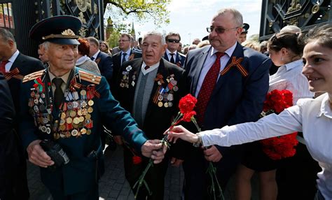 Russian Ribbon Of Saint George Divides Former Soviet Empire The Irish