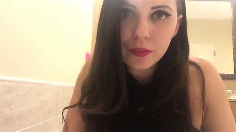 Kitty Solo Wall Eporner