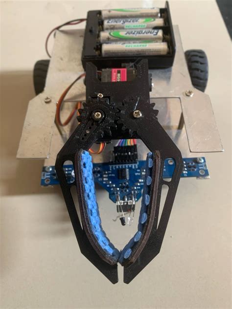 Robot Transporter Line Follower Kelas Malam