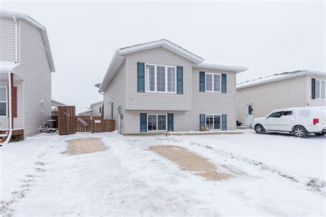 64 Whitby Crescent Goodfellow Realty