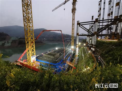 世界最大跨径单塔部分地锚式斜拉桥主墩承台全部浇筑完成长江云 湖北网络广播电视台官方网站