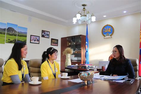 ӨСВӨРИЙН ПАРЛАМЕНТИЙН ГИШҮҮДИЙГ ХҮЛЭЭН АВЧ УУЛЗЛАА