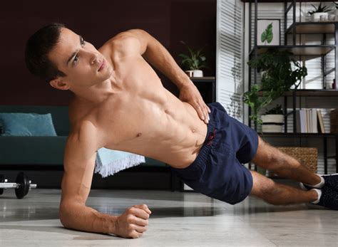 5 No Equipment Strength Exercises For A Chiseled Waist