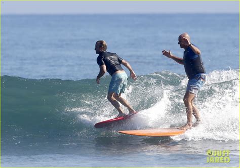 Hawaii Five Os Scott Caan Strips Down After Surf Session Photo 3212228 Scott Caan