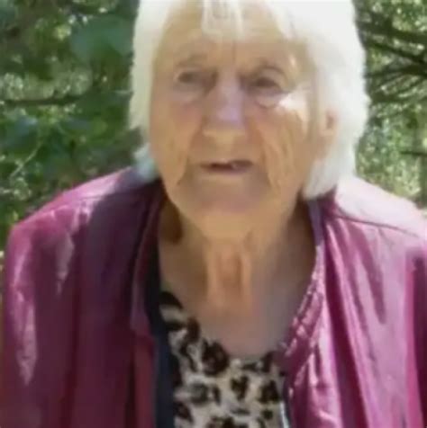 Разказ от първо лице Милка Ралева е жена която е оцеляла след четири години в нелегалния