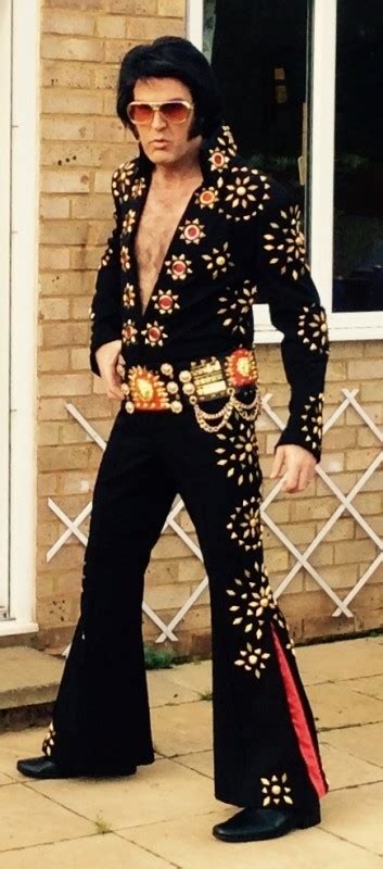 Pete Webb Elvis Impersonator In Bedford East Of England