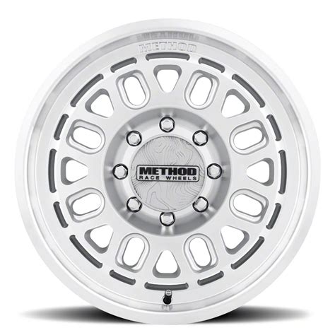 Method Race Wheels Silverado 2500 Mr321 Machined 8 Lug Wheel 18x9