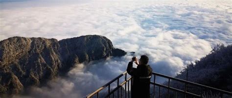 峨眉山国庆假期总结网友们都这样说 云海 山顶 金顶上