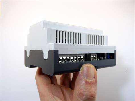 Arduino Uno Arduino 101 Din Rail Enclosure And Breadboard 9 Steps