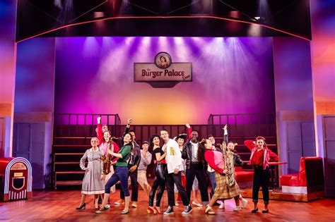 The Life Of Dancer Wayne Sleep Obe Blackpool Grand Theatre