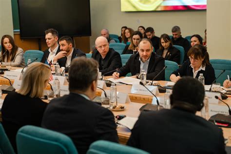 🇺🇦🇺🇸У Міністерстві відновлення відбулася зустріч Пенні Пріцкер та представників найбільших