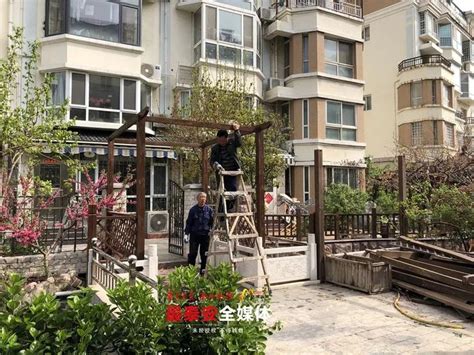 多部门执法，宝龙国际社区189户违建正在拆除中！楼顶私建平房、露台改建阳光房，有的扩建面积能抵一套小房子拆！