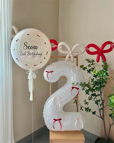 둥실둥실 천안풍선 클레이벌룬 용돈풍선 백일풍선 환갑풍선 첫돌풍선 ☁️☁️💛 ⠀ ⠀ ⠀ ⠀ 노란꽃잎하트 가득 💛🤍💛🤍 ⠀ 깔끔하게 너무 예뻤던 웨딩풍선 ☁️