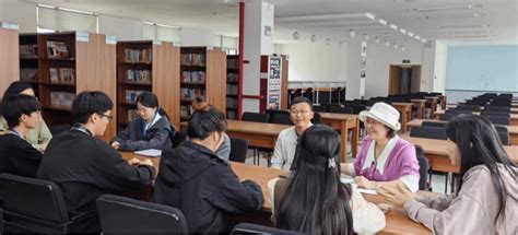 弦歌不辍芳华待灼丨温州大学外院赴龙湾实验中学开展实习中期检查 外国语学院