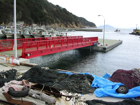 浮桟橋詳細設計漁港 L20mB8mH2 1mチェーン係留橋梁設計点検調査工事の株式会社SANEi