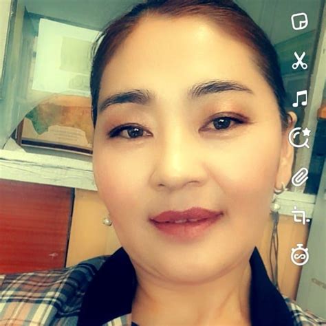 Цэцэгчин Энергийн 7 хүрдний өнгөөр бүтээдэг энэ загвар бол