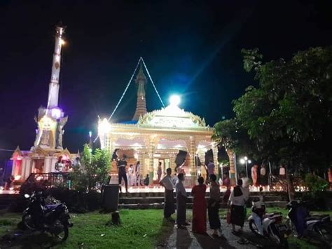 ရေဖြူမြို့တွင် တန်ဆောင်မုန်း လပြည့်နေ့တွင် ပြည်လုံးချမ်းသာစေတီတော် ရင်ပြင်၌ မီးပုံးပျံလွှတ်ခြင်း