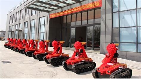 Safety Explosion Proof Firefighting Robots For Oilfields From China