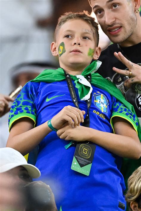 Photo Davi Lucca Da Silva Santos Fils De Neymar Jr Dans Les