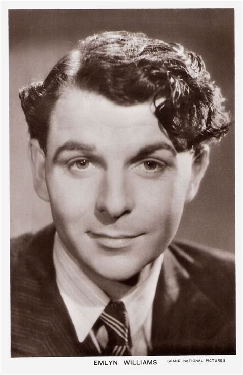 Emlyn Williams Male Celebrity Celebrities Vintage Retro Singer