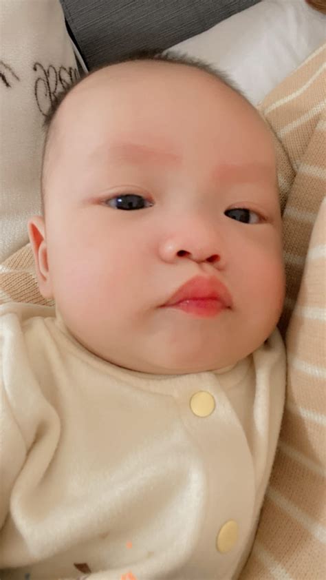 來桃園一年多都不曾跟女生出門過 有桃園妹妹要跟我一起出門遛小孩嗎 四個月