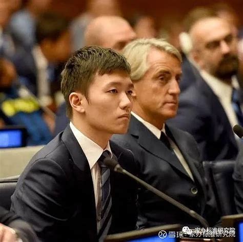 苏宁张近东家族债务困境曙光初现，独子又遭建行跨国追债3亿美元 如果建行下一步在国内起诉苏宁电器和张近东，将会直接对苏宁易购和张近东家族资产产生影响，可能引发债权人对苏宁集团、苏宁易购 雪球