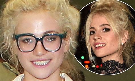 Pixie Lott Goes Make Up Free And Sports Specs While Arriving In Rio Pixie Lott Pixie Makeup