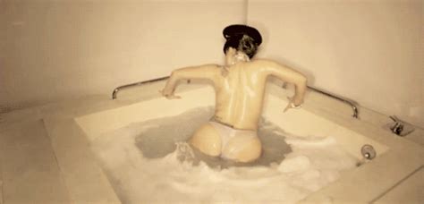 Lady Gaga Shesfreaky