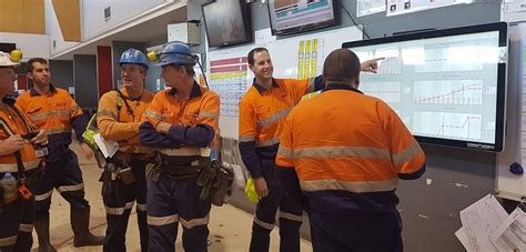 Advantages Of Industrial Touch Screen Monitors InTouch