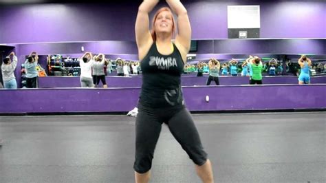 Hips Don T Lie Bamboo Zumba Zumba Videos Zumba Workout One Song Workouts