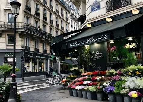 Пин от пользователя Saira на доске Simpan Cepat в 2025 г Обои для компьютера Винтажные