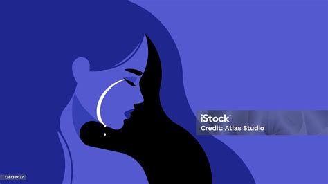 화가 젊은 여자는 푸른 배경에 울고있다 측면 보기 세로 스트레스 불안 두려움 분리를 경험하는 슬픈 여자 인간의 성격의 벡터 그림 감정적 인 개념 가정 폭력에 대한 스톡 벡터