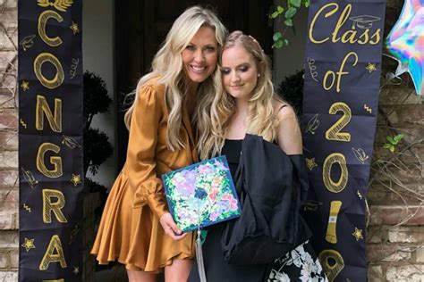 Braunwyn Windham Burke Daughter Pose For Glam Photo