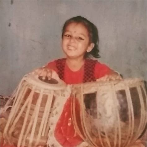 shagun pathak indian idol 13 wiki height weight age biography and more