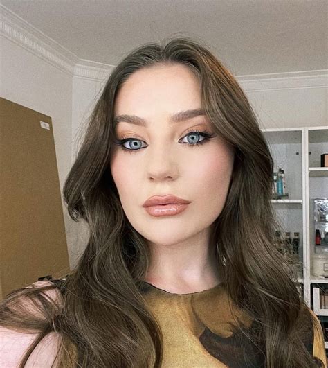 Bethany Lily April Image