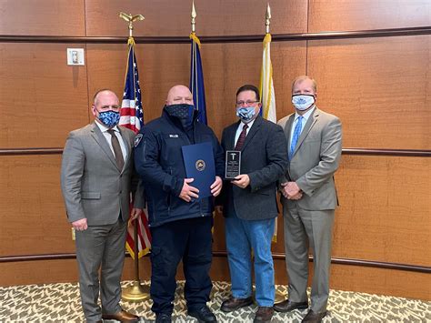 Dauphin County Pa 𝐓𝐡𝐫𝐞𝐞 𝐟𝐢𝐫𝐬𝐭 𝐫𝐞𝐬𝐩𝐨𝐧𝐝𝐞𝐫𝐬 𝐰𝐡𝐨 𝐫𝐞𝐩𝐫𝐞𝐬𝐞𝐧𝐭 𝐭𝐡𝐞 𝐛𝐞𝐬𝐭 𝐨𝐟