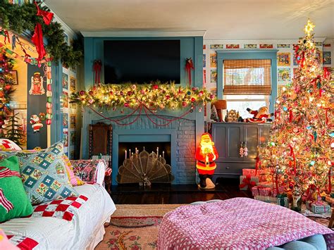 Tacky Christmas Is The Latest Holiday Decor Trend The Washington Post