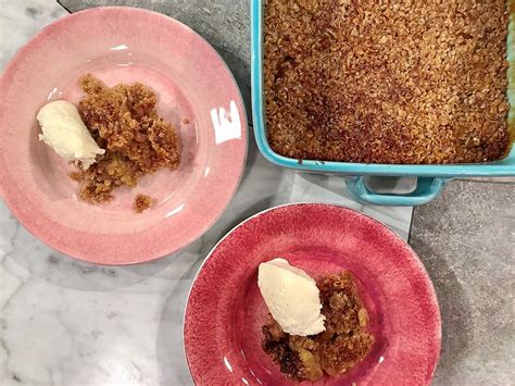 Knäckig Glutenfri Rabarberpaj Kö